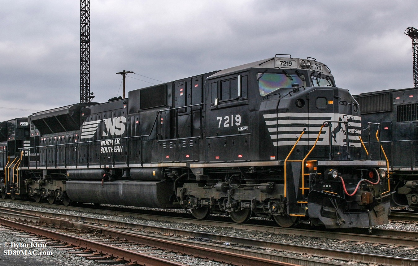 SD80MAC: Picture Roster